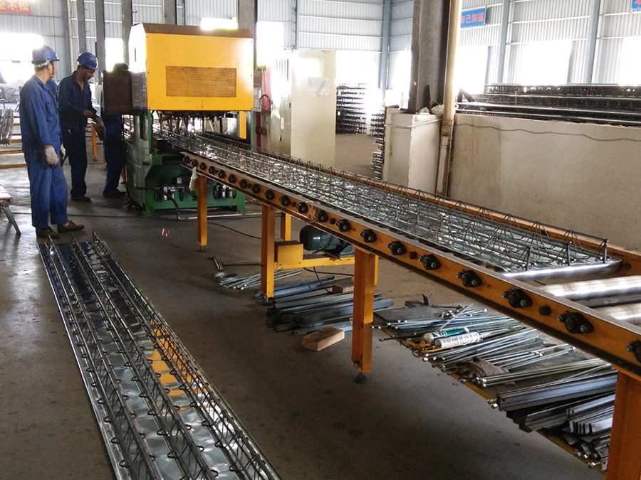 Composite vs Non-Composite Steel Decking - yumisteel